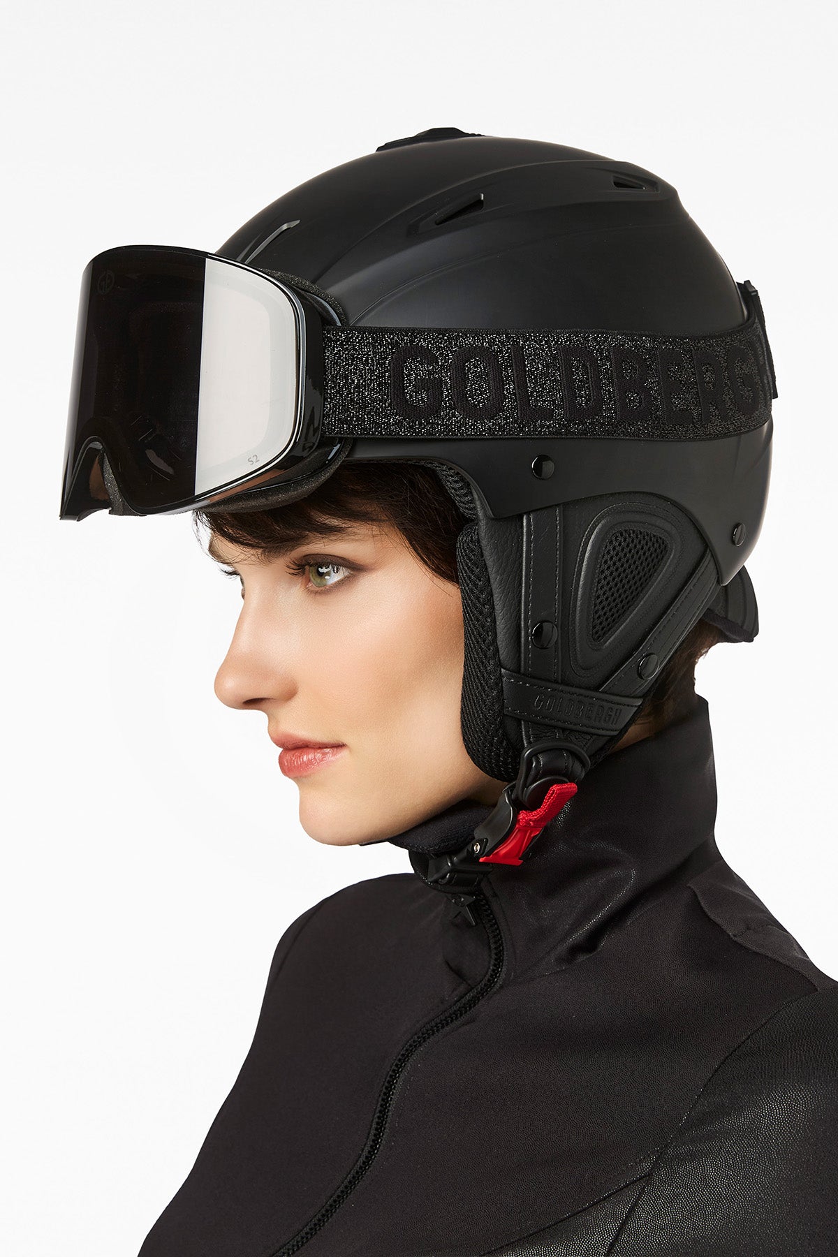 Goldbergh Luxury Sports | Helmets & Goggles