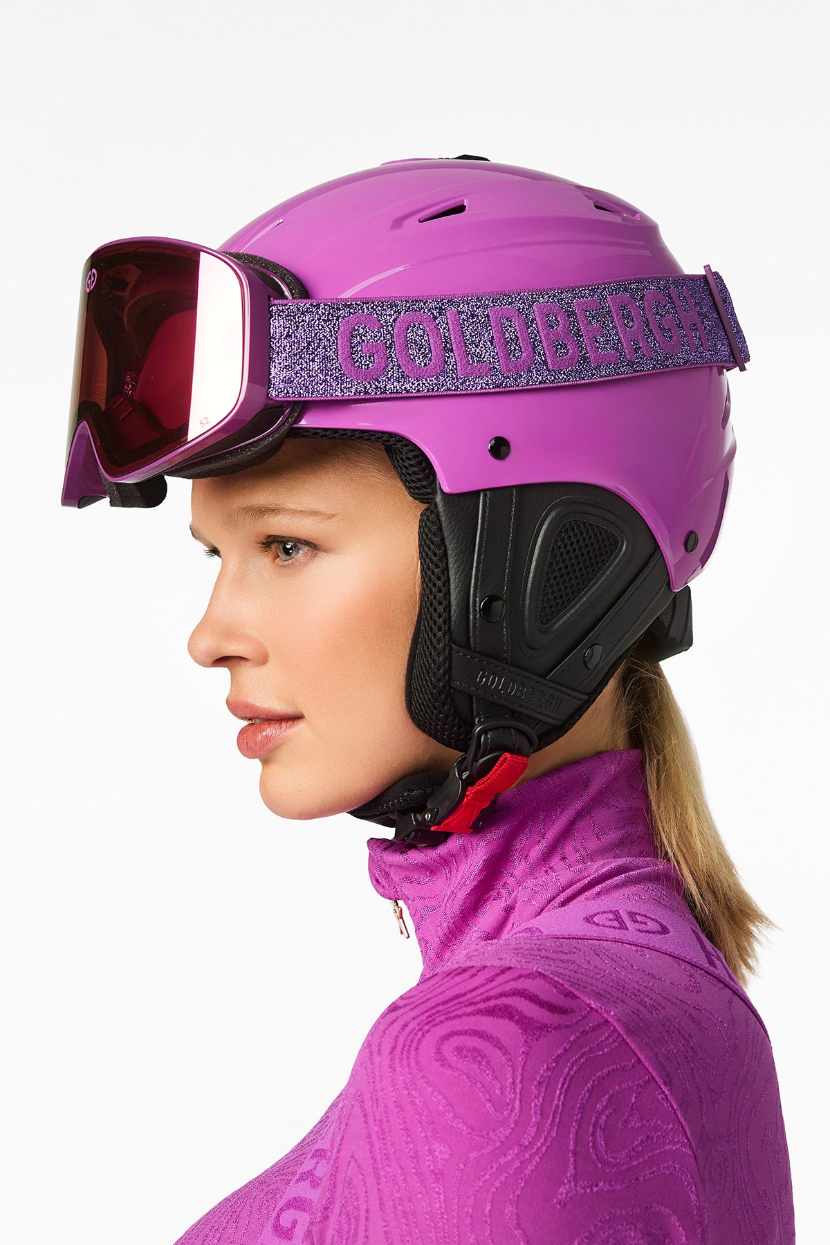 Goldbergh Luxury Sports | Helmets & Goggles